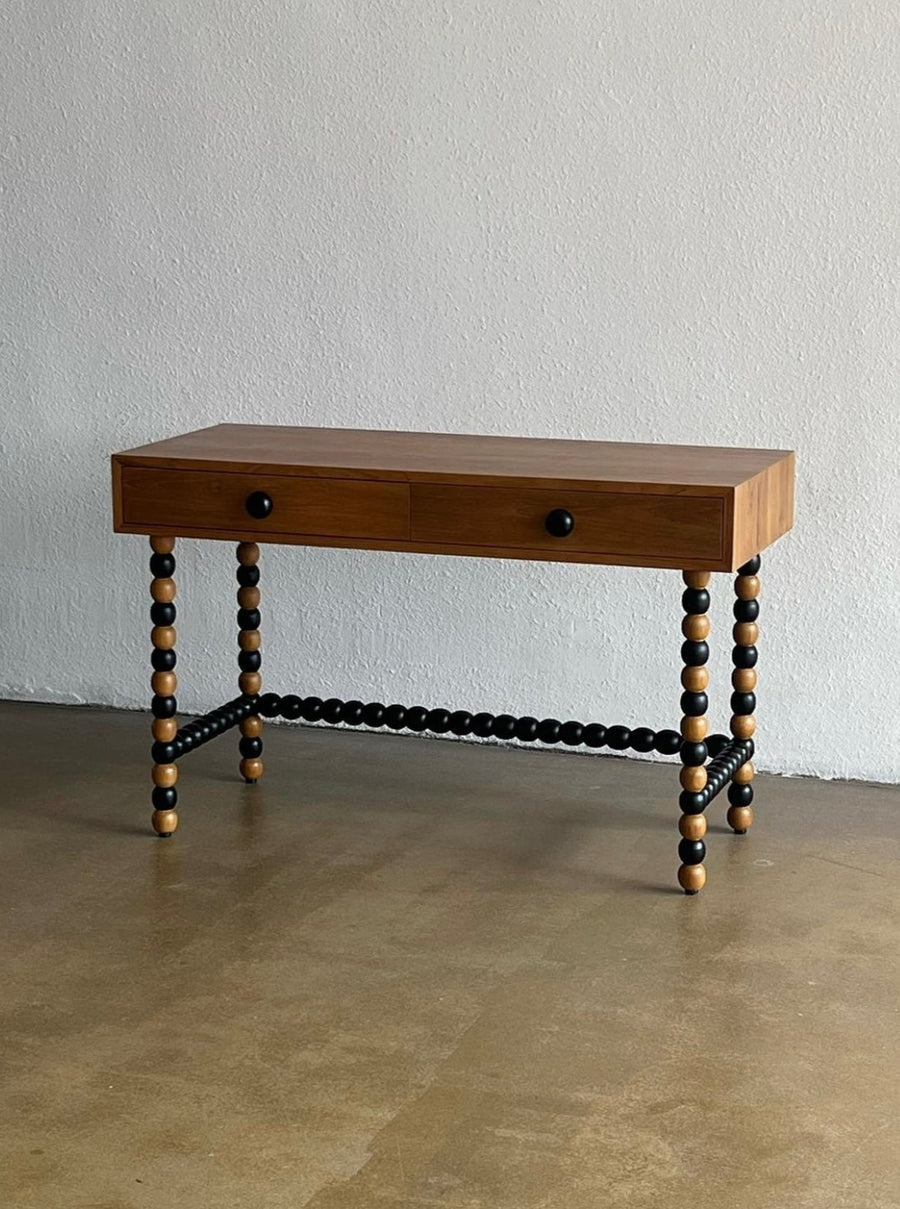 Onde Table – Studio Kallang